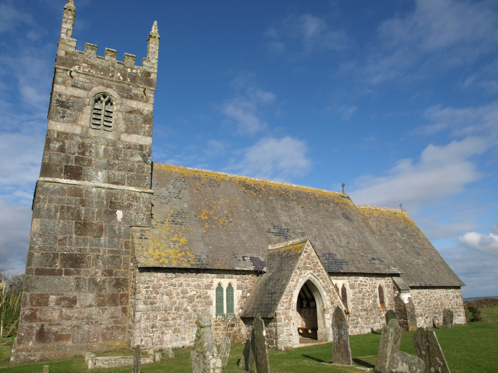 St Grada & Holy Cross Church, Grade - Kowethas Ertach Kernow